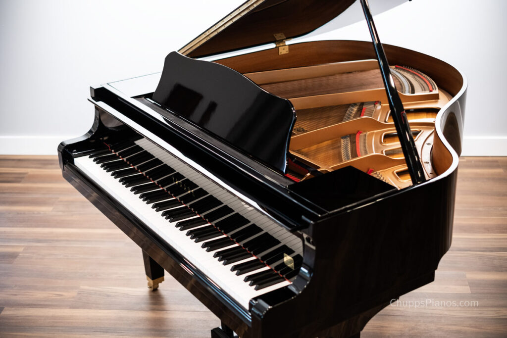 SOLD: 2000 Yamaha GA1 Baby Grand Piano | Polished Ebony - Excellent ...